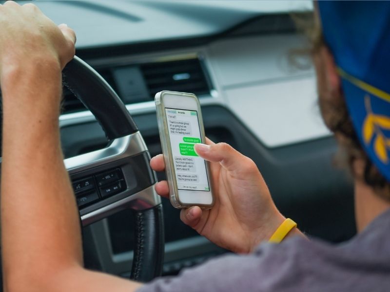 Waipahu Distracted Driving Accident Lawyer Recovery Law Center
