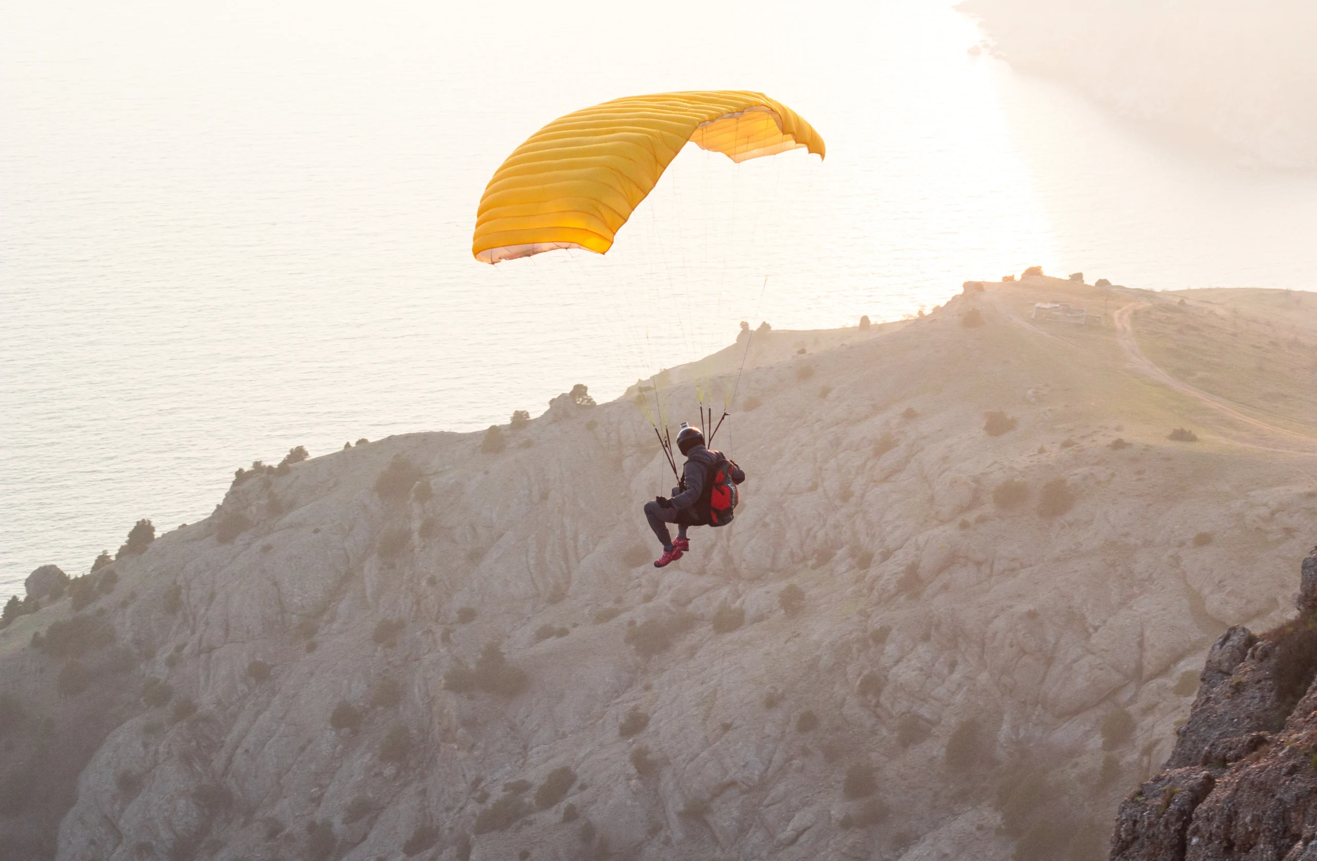 Who's Liable for a Skydiving Accident in HI? | Injury Attorneys